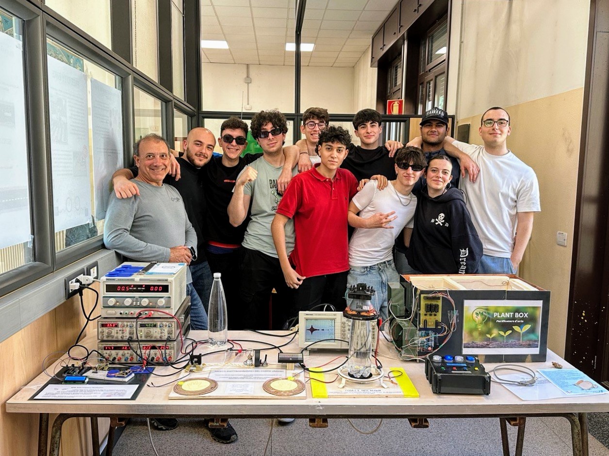 Nasce il progetto Plant Box a cura dei ragazzi dell'Isis Bernocchi ...